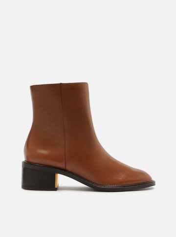 Bota Preta Couro Cano Médio Bloco Metal | Arezzo